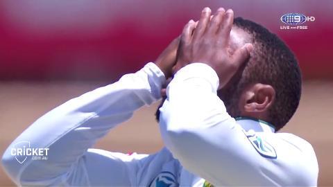 Bavuma costs himself a wicket first ball