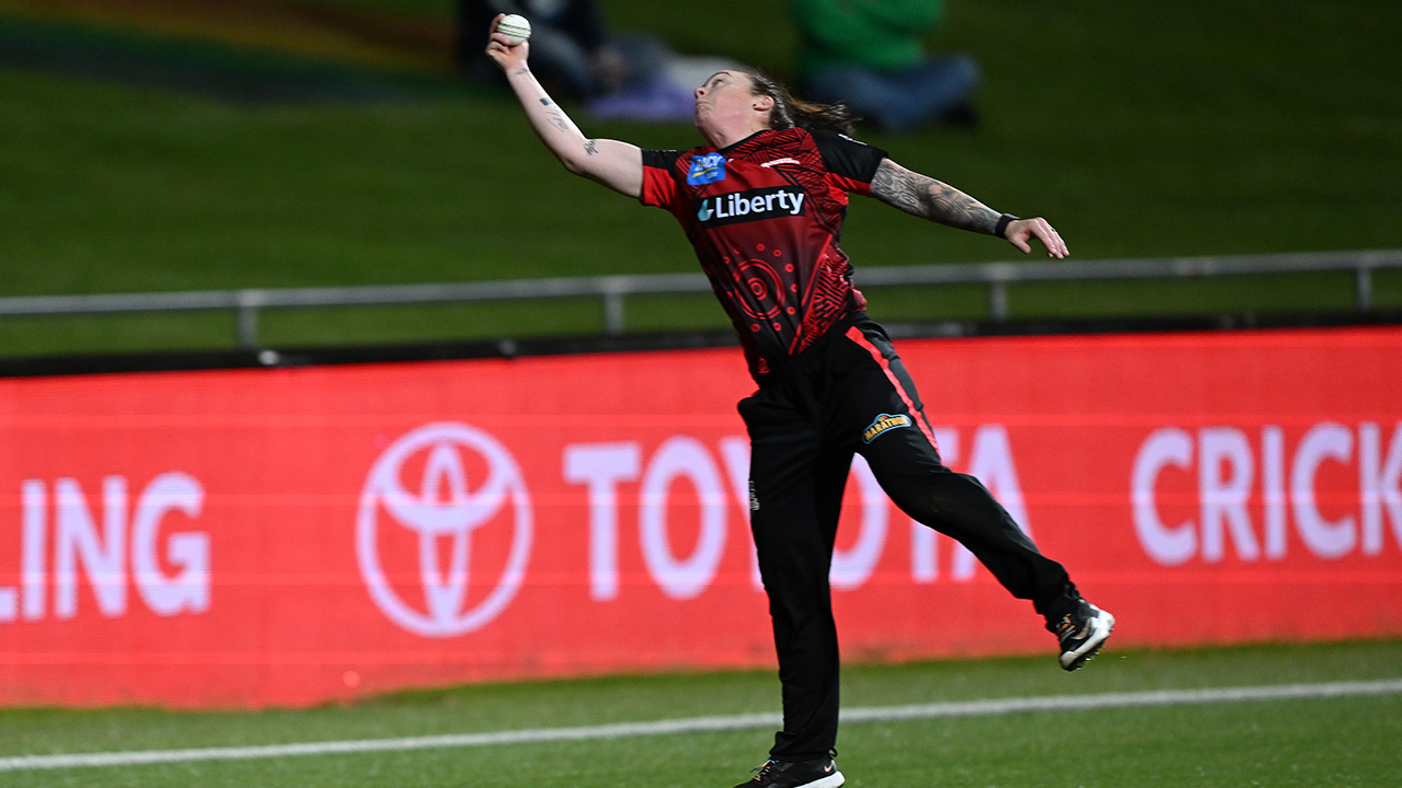 Coyte claims stunning one-hander in 100th game