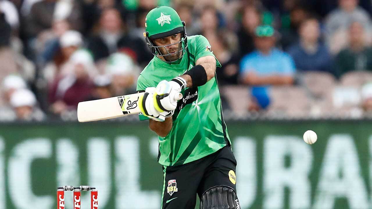 Maxwell brings up his 100th BBL six in style
