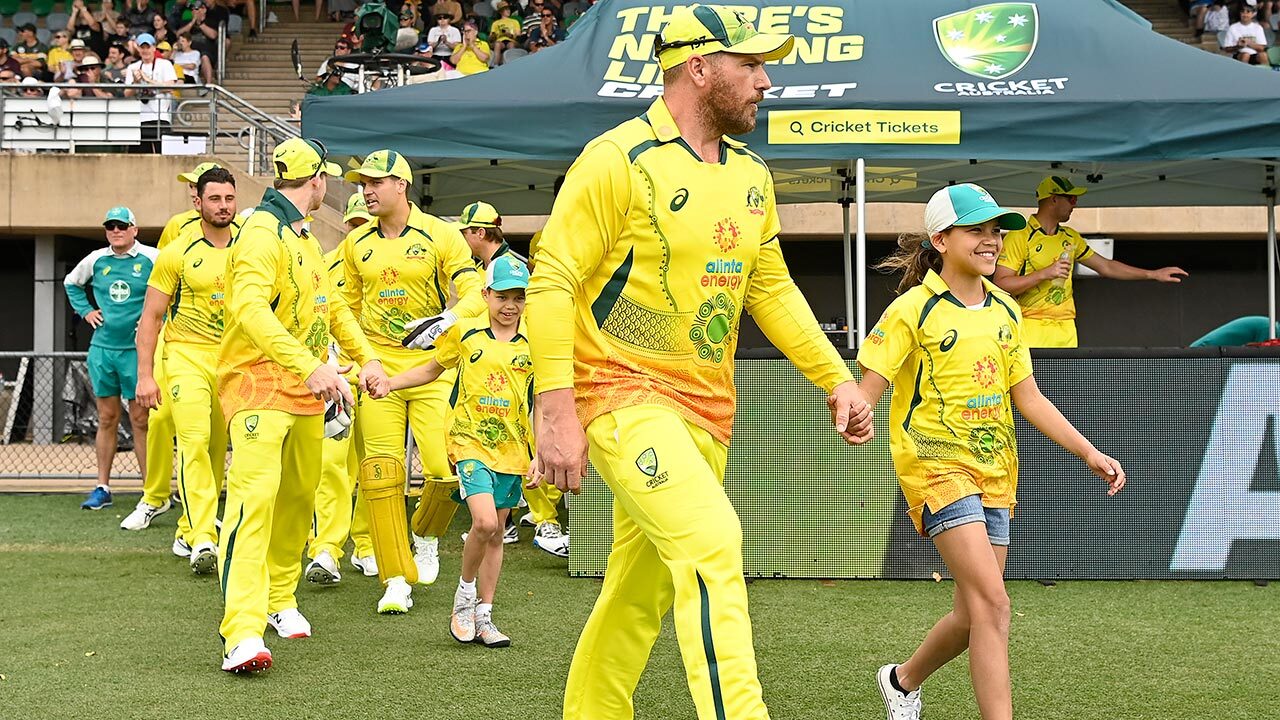 Great to spend day with Chloe and Will Symonds: Finch