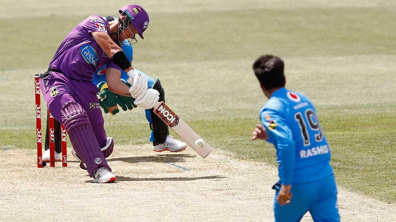 Short blasts Rashid for 24 in five balls