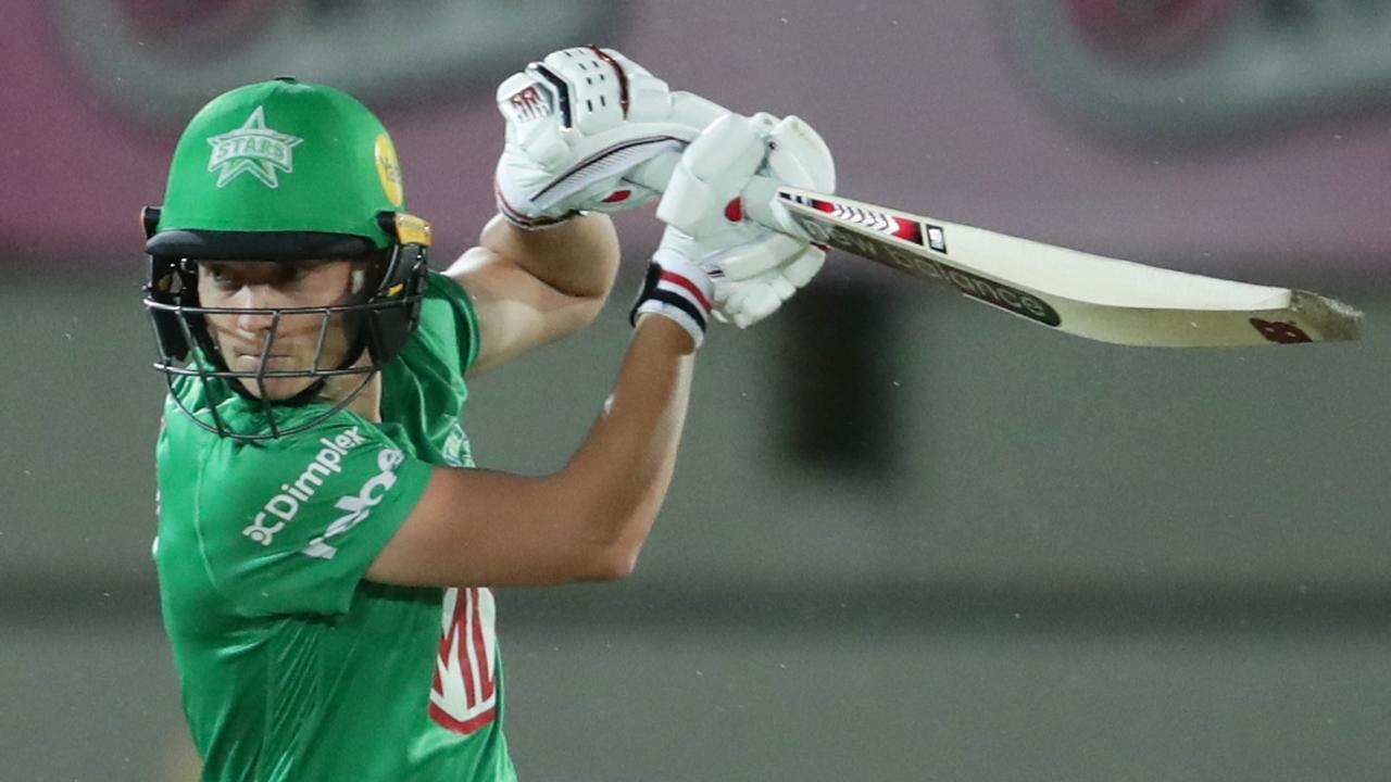Lanning continues brilliant form with another fifty