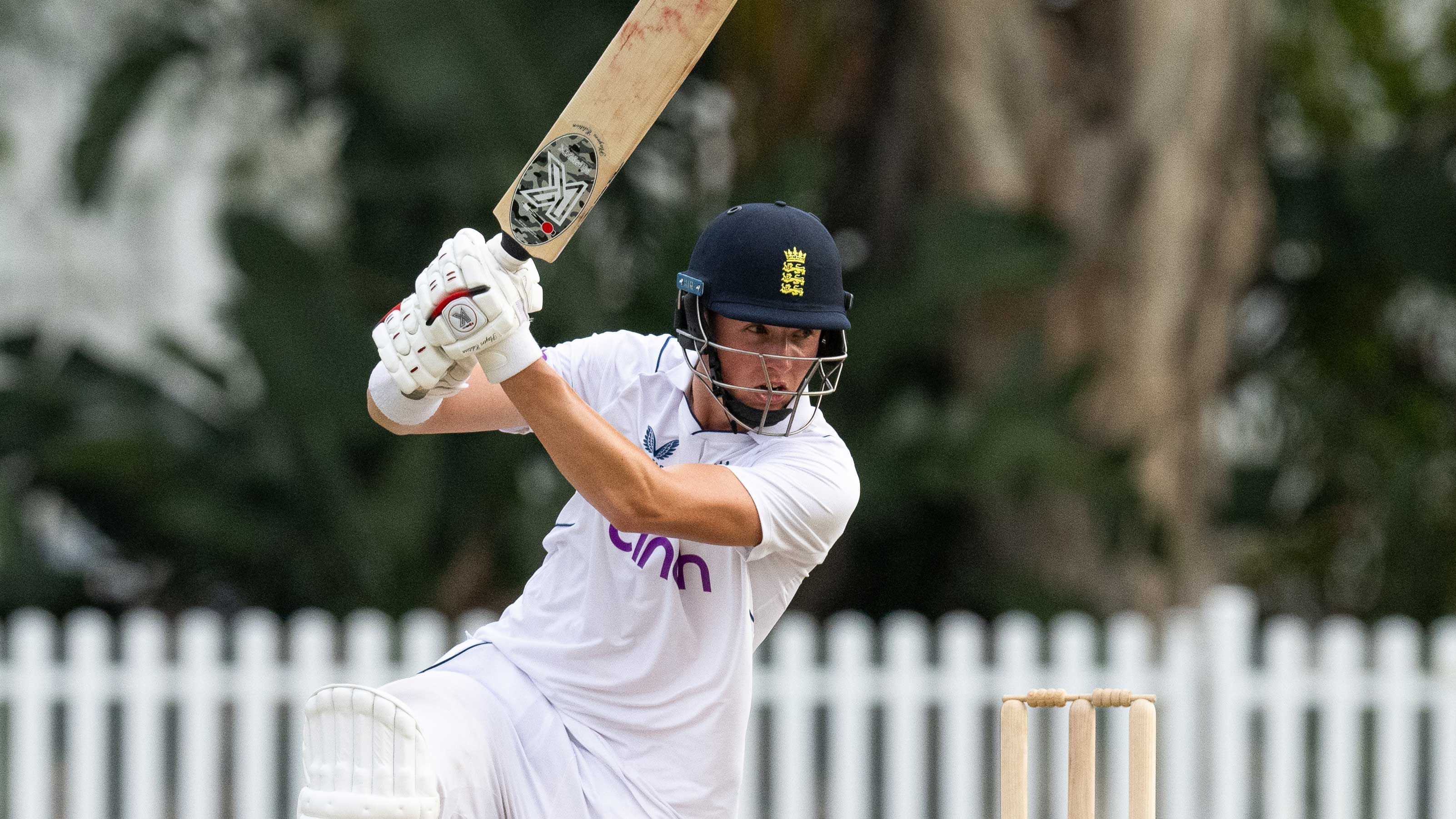 England respond after Dixon's huge ton | cricket.com.au