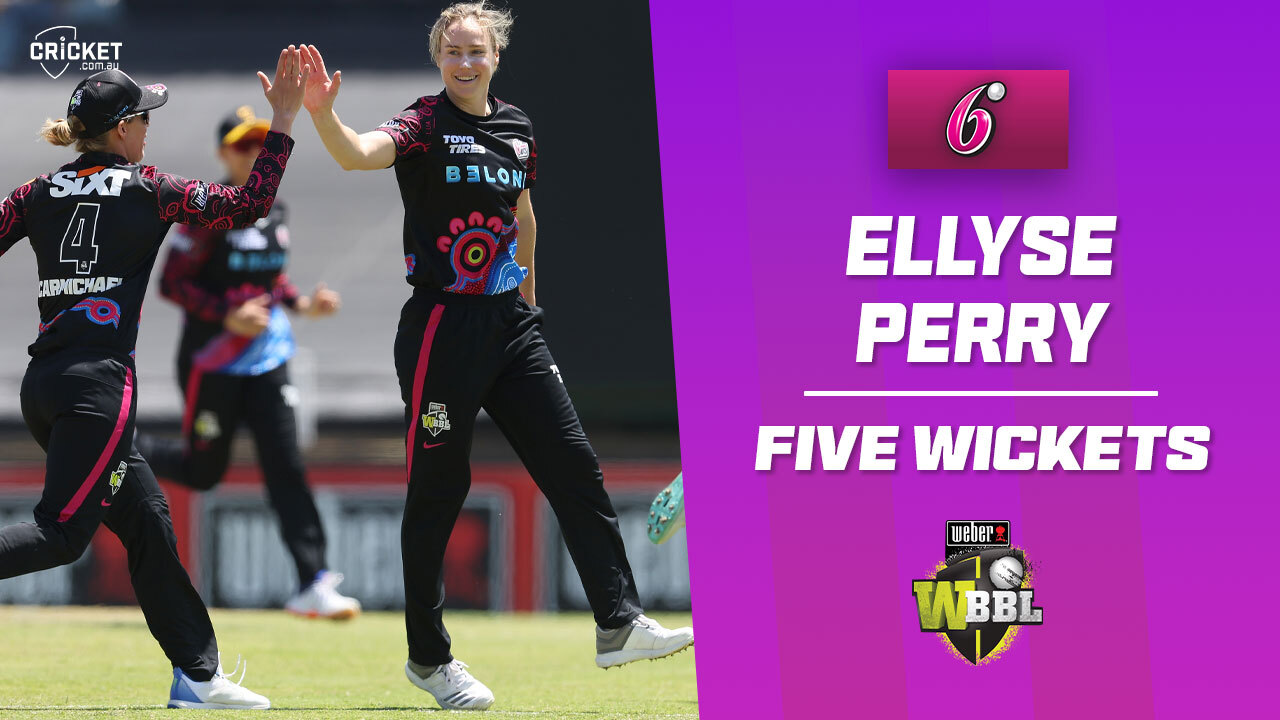 Perry picks up career-best 5-fa in bowling return