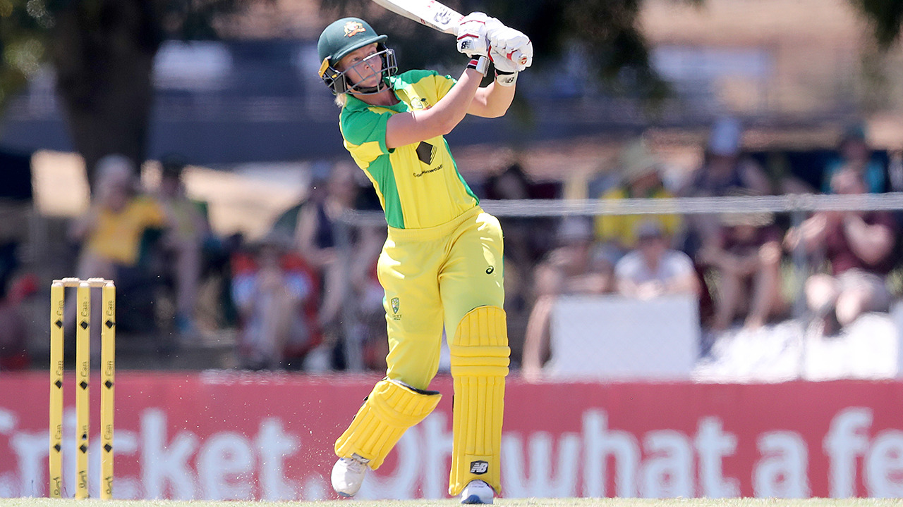 'Sit back and enjoy': Legendary Lanning in full flight