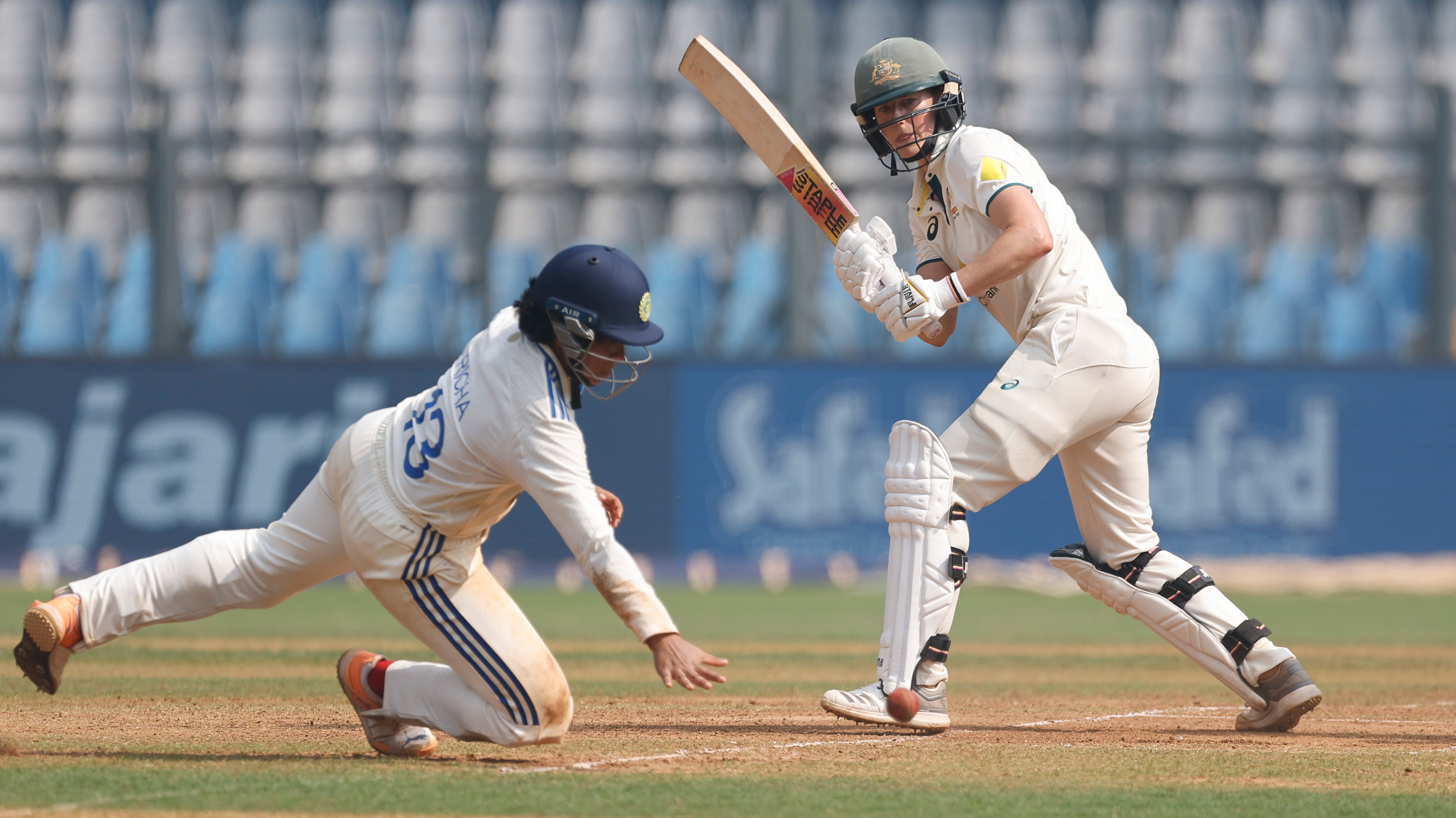 Perry hails batting improvement after day three fightback | cricket.com.au
