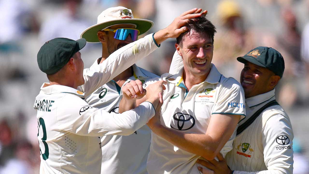Cummins brilliance gives Aussies the upper hand | cricket.com.au
