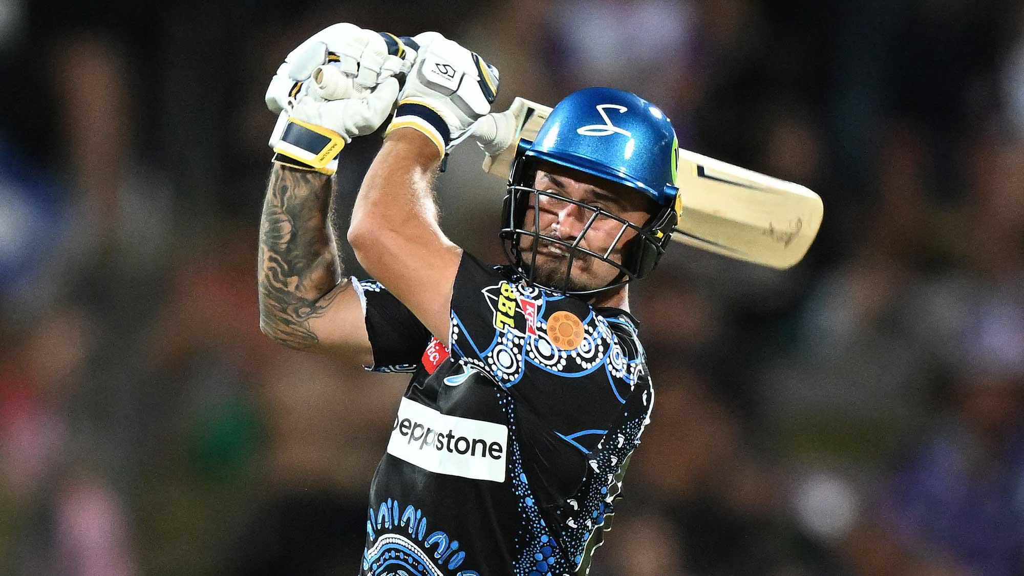 Weatherald powers Strikers into top four with back-to-back sixes