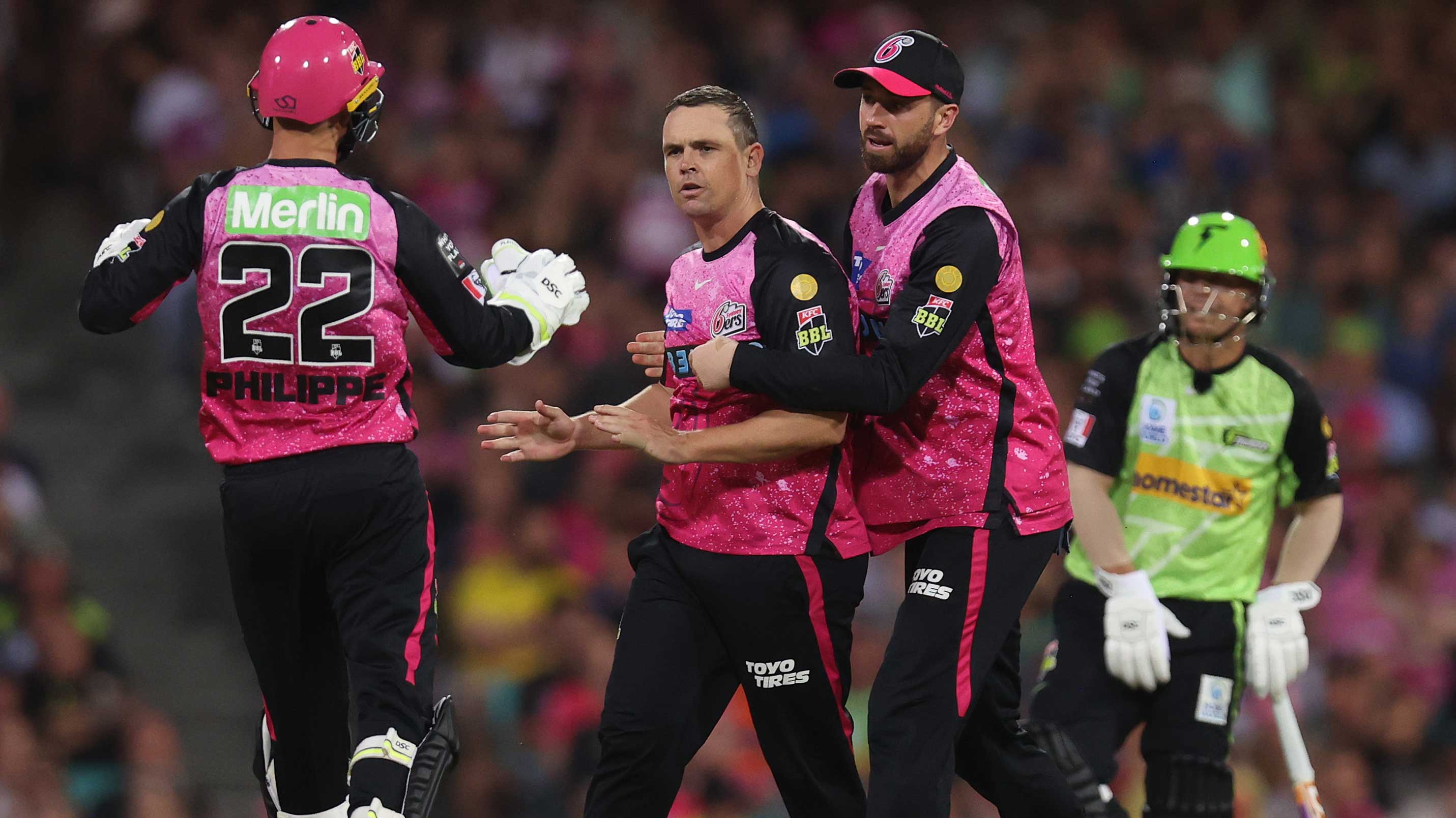 Warner takes flight but retiring O'Keefe seals Sixers finals spot ...