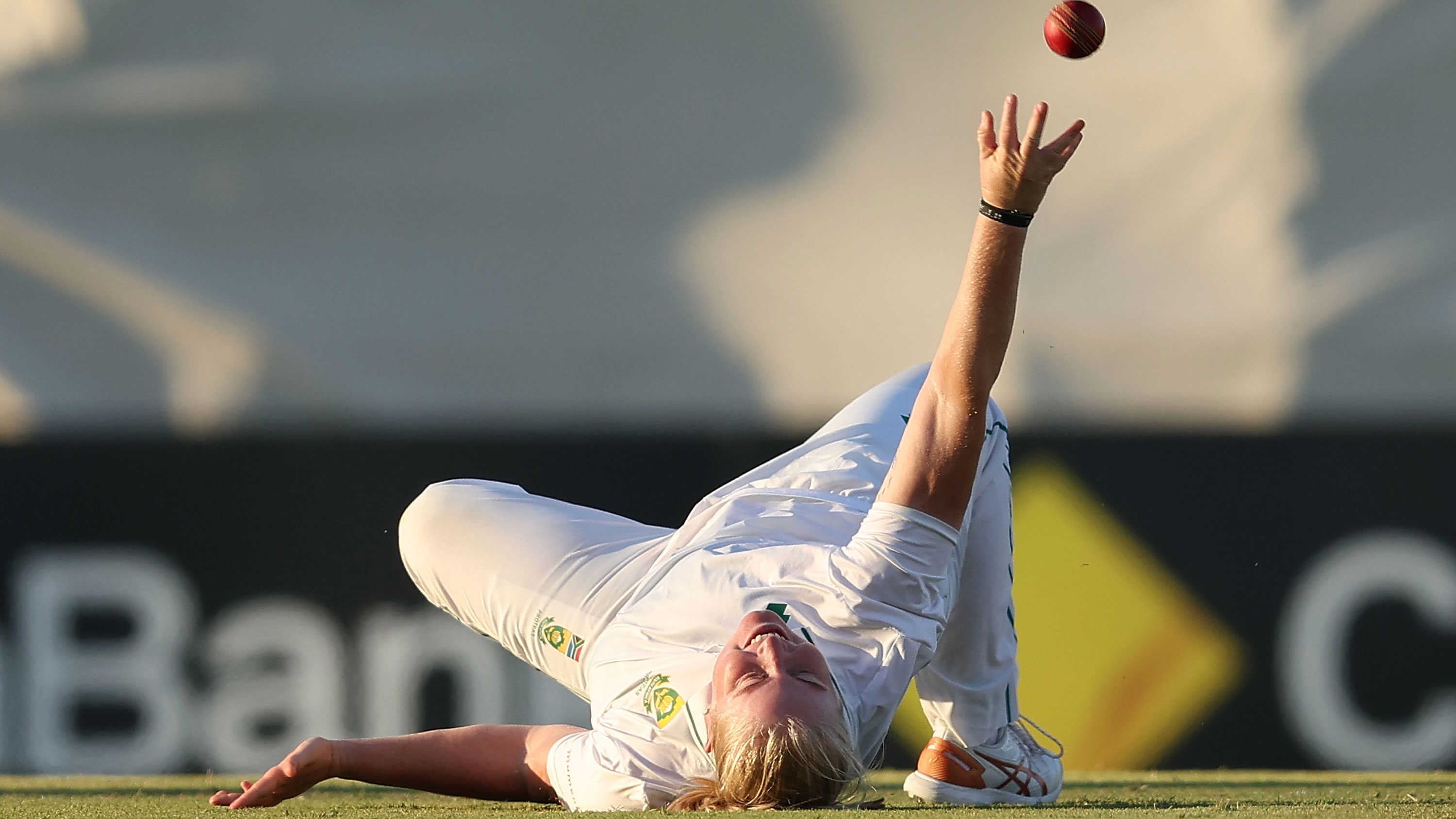 As it happened: Day one of the Perth Test | cricket.com.au