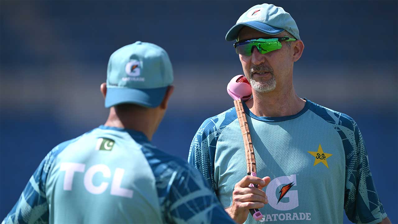 Gillespie to coach Pakistan on Australia tour after Kirsten quits ...