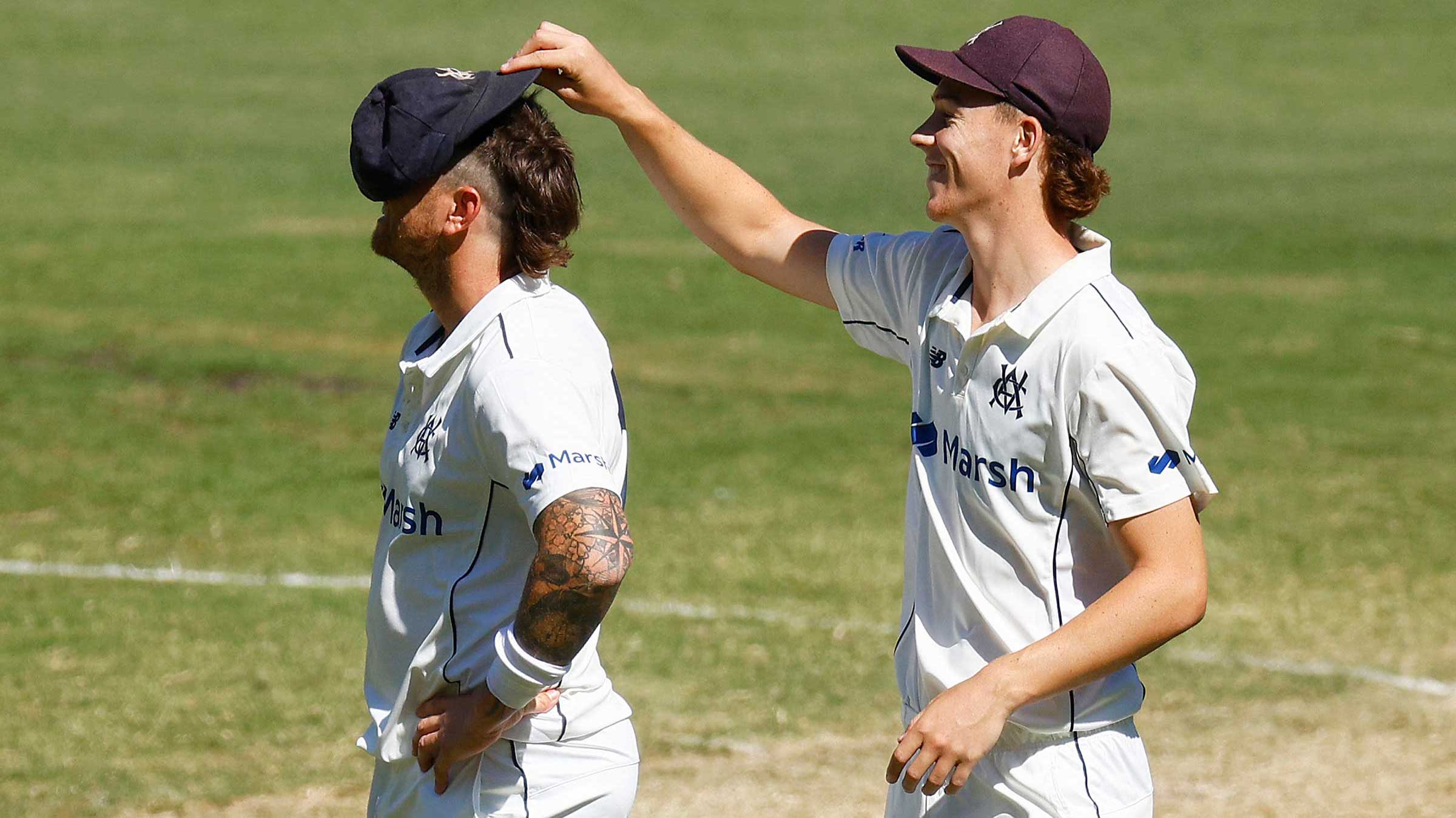 Old ball, new tricks: Perry stars among Test teammates | cricket.com.au