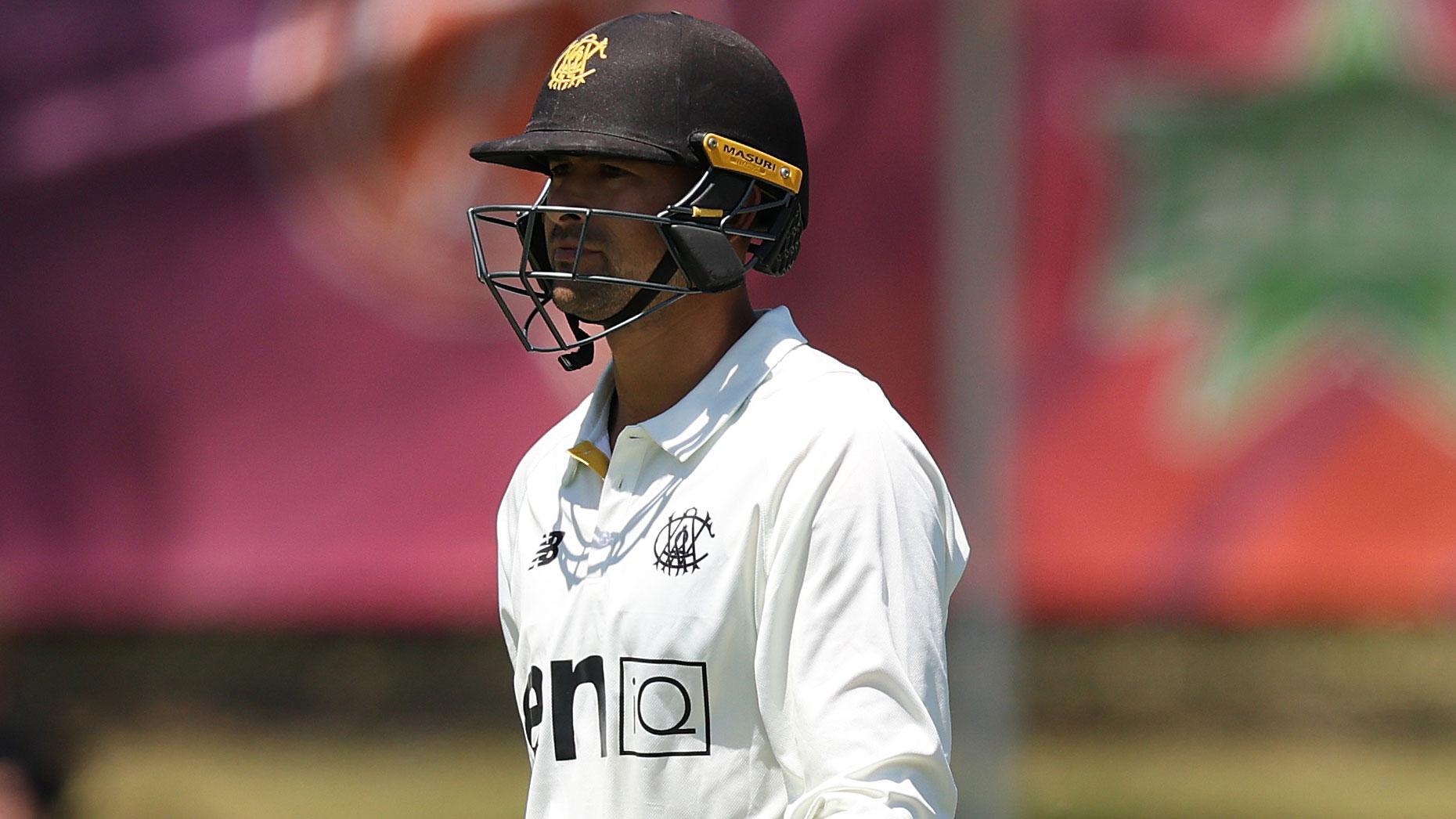 Injured Agar bats one-handed to boost WA lead