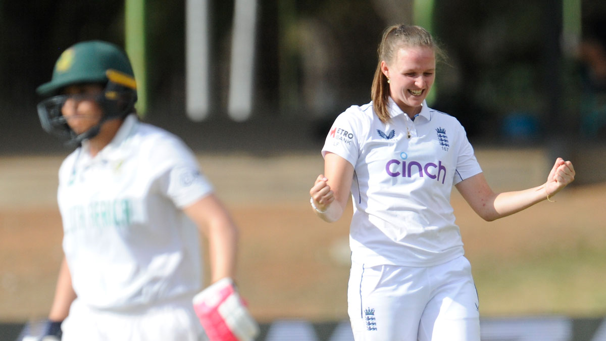 Bell, Filer take toll of Proteas to hand England upper hand | cricket ...