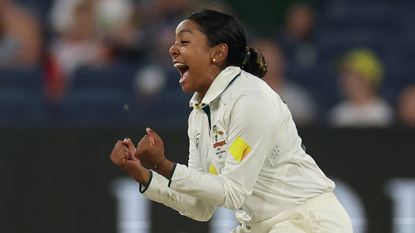 King's magical Warne-esque leg-spinner, incredible Ashes series ...