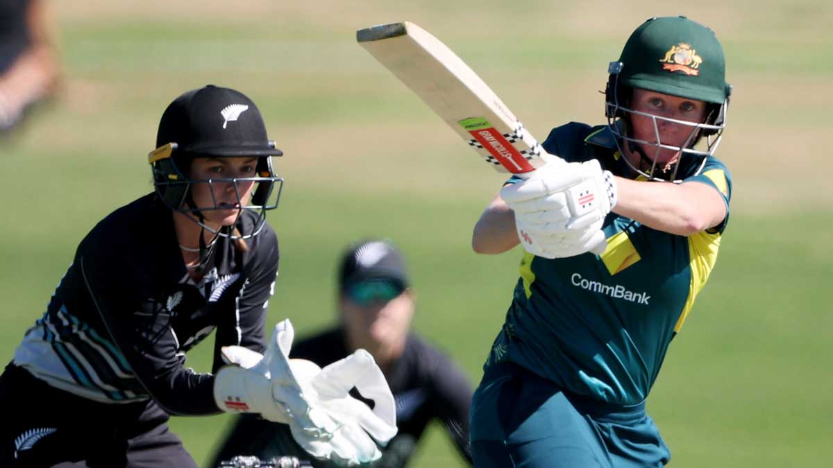 Mooney in lead again as Aussies scale the Mount for series win ...