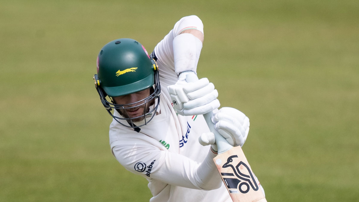 Handscomb left on 99 overnight in top-table duel | cricket.com.au