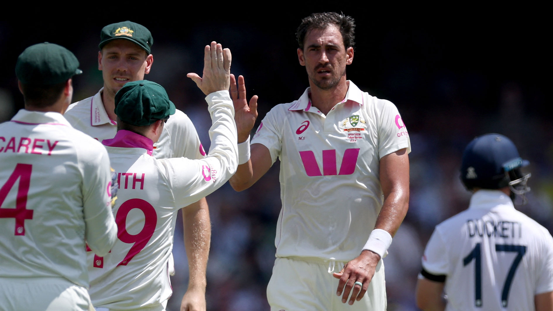 LIVE BLOG: Starc strikes first blow to halt Duckett's fast start ...