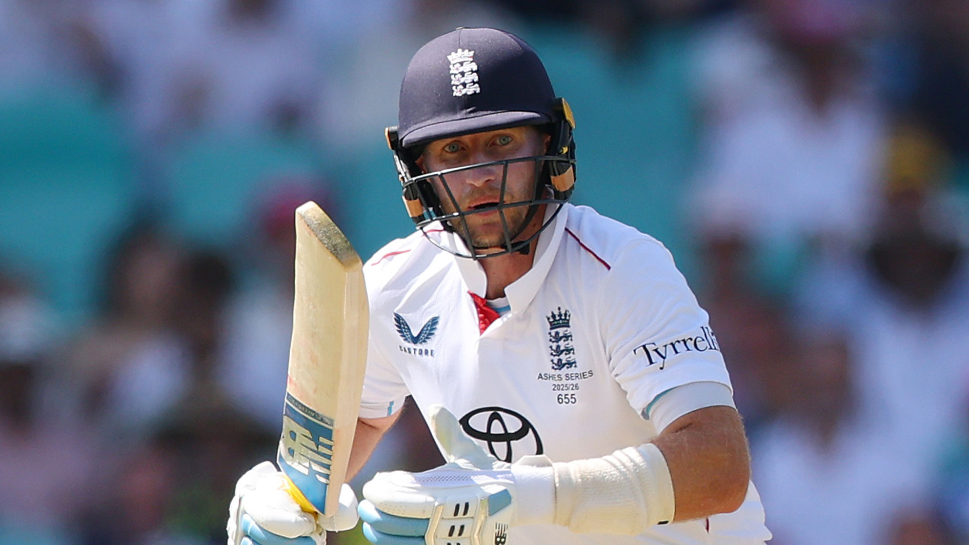 LIVE BLOG: Root brings up second century of the series | cricket.com.au