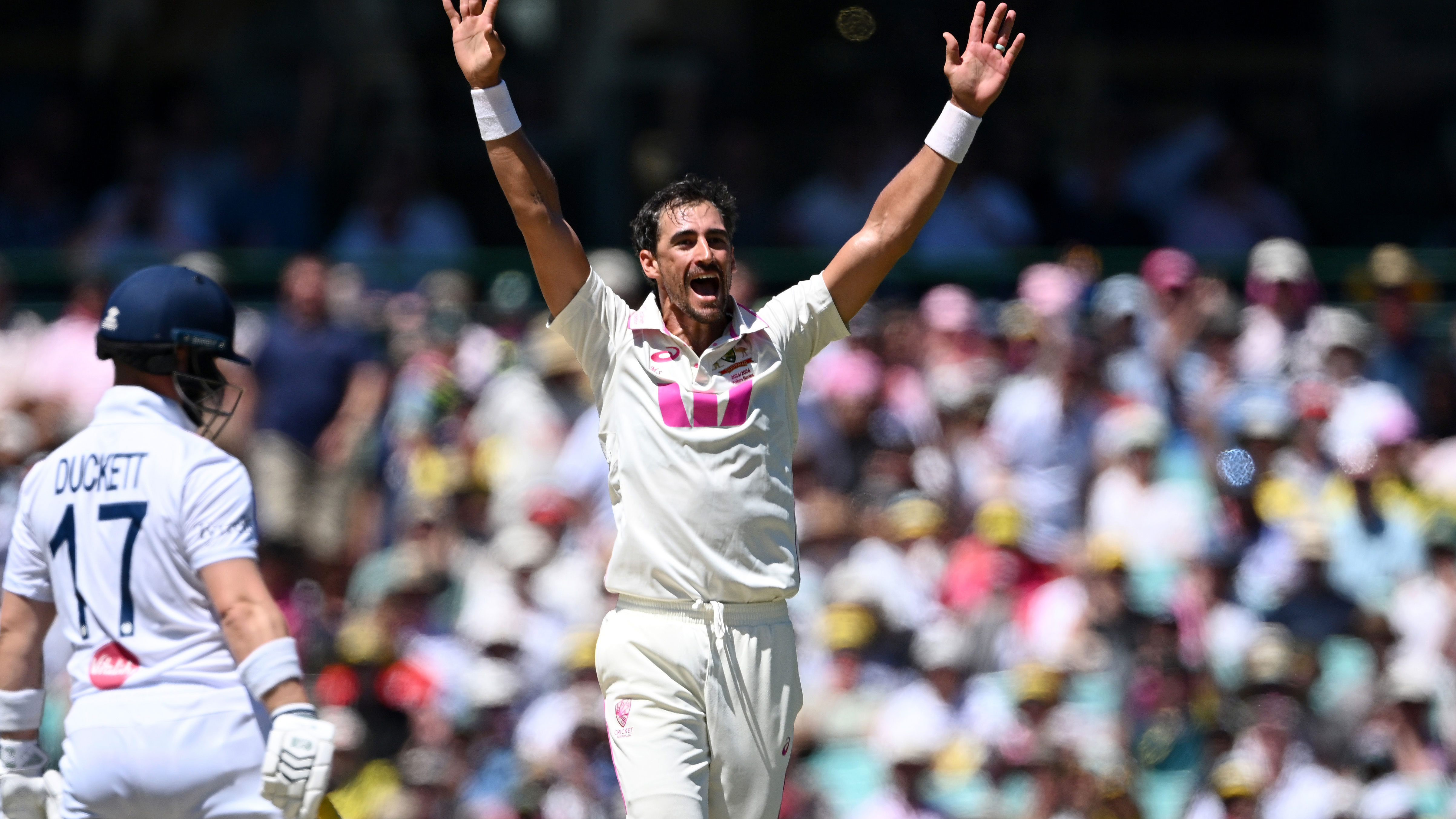 LIVE BLOG: Starc strikes in first over after Aussies take 183-run lead ...