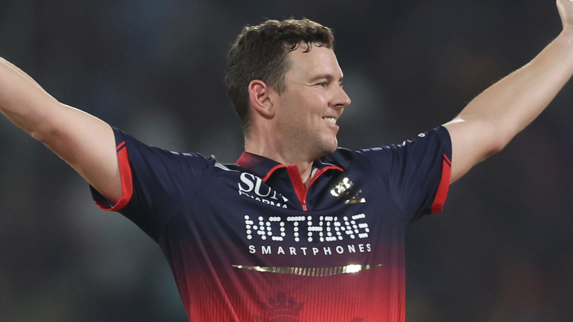 Hazlewood claims IPL career-best as RCB demolish Delhi | cricket.com.au